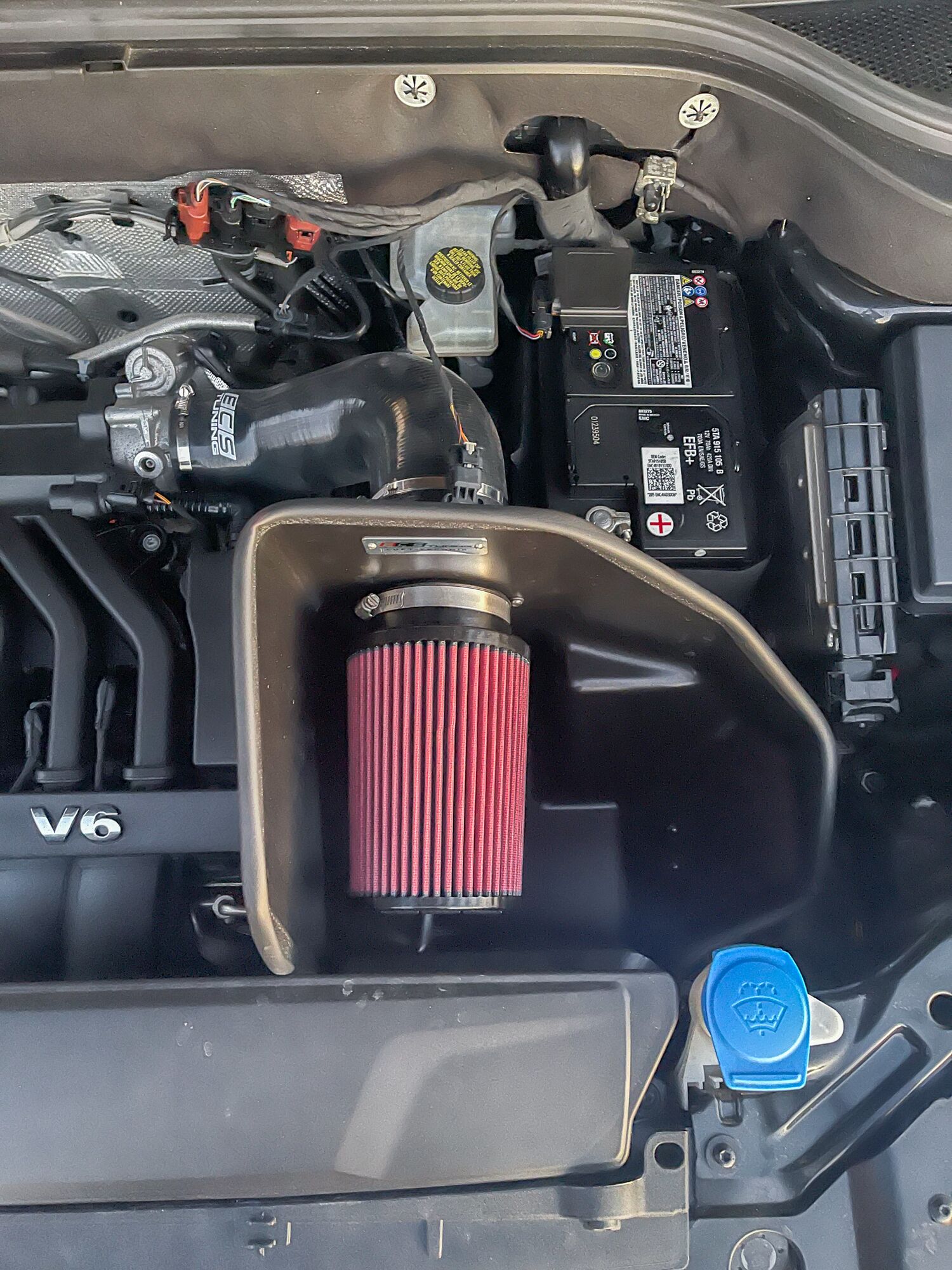 VW ATLAS 3.6L VR6 INTAKE 2018-2021 ECS Tuning Ram Air Intake Install ...