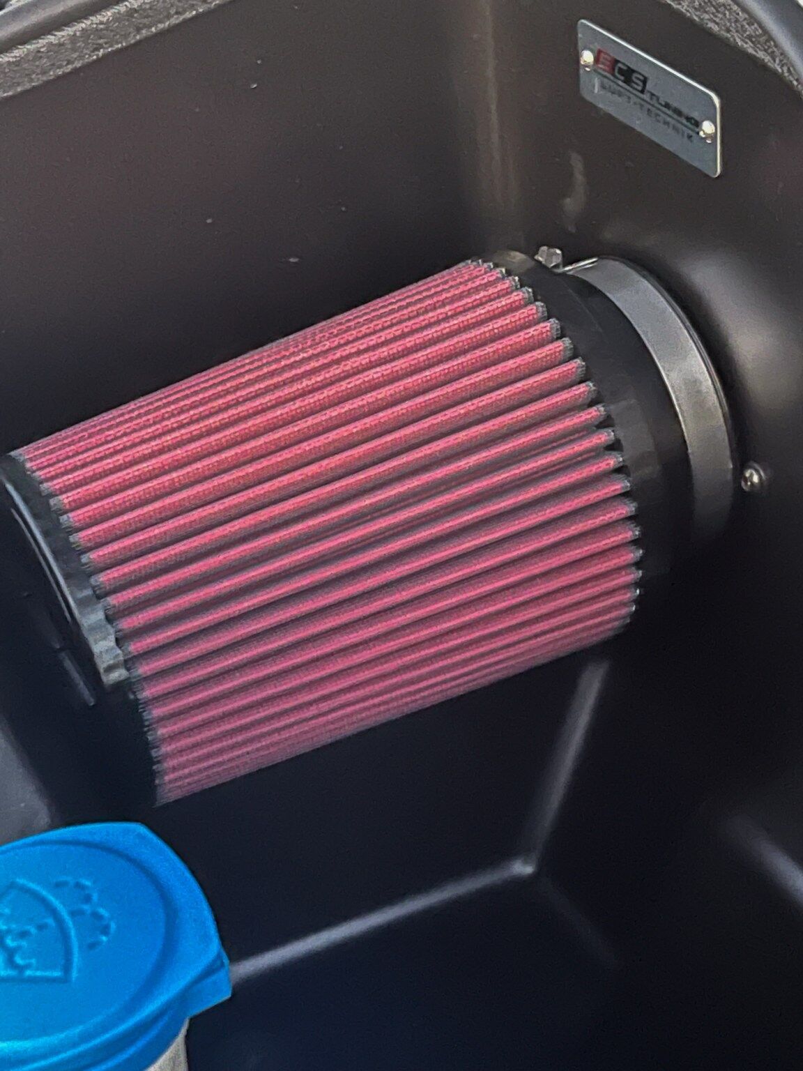 VW ATLAS 3.6L VR6 INTAKE 2018-2021 ECS Tuning Ram Air Intake Install ...