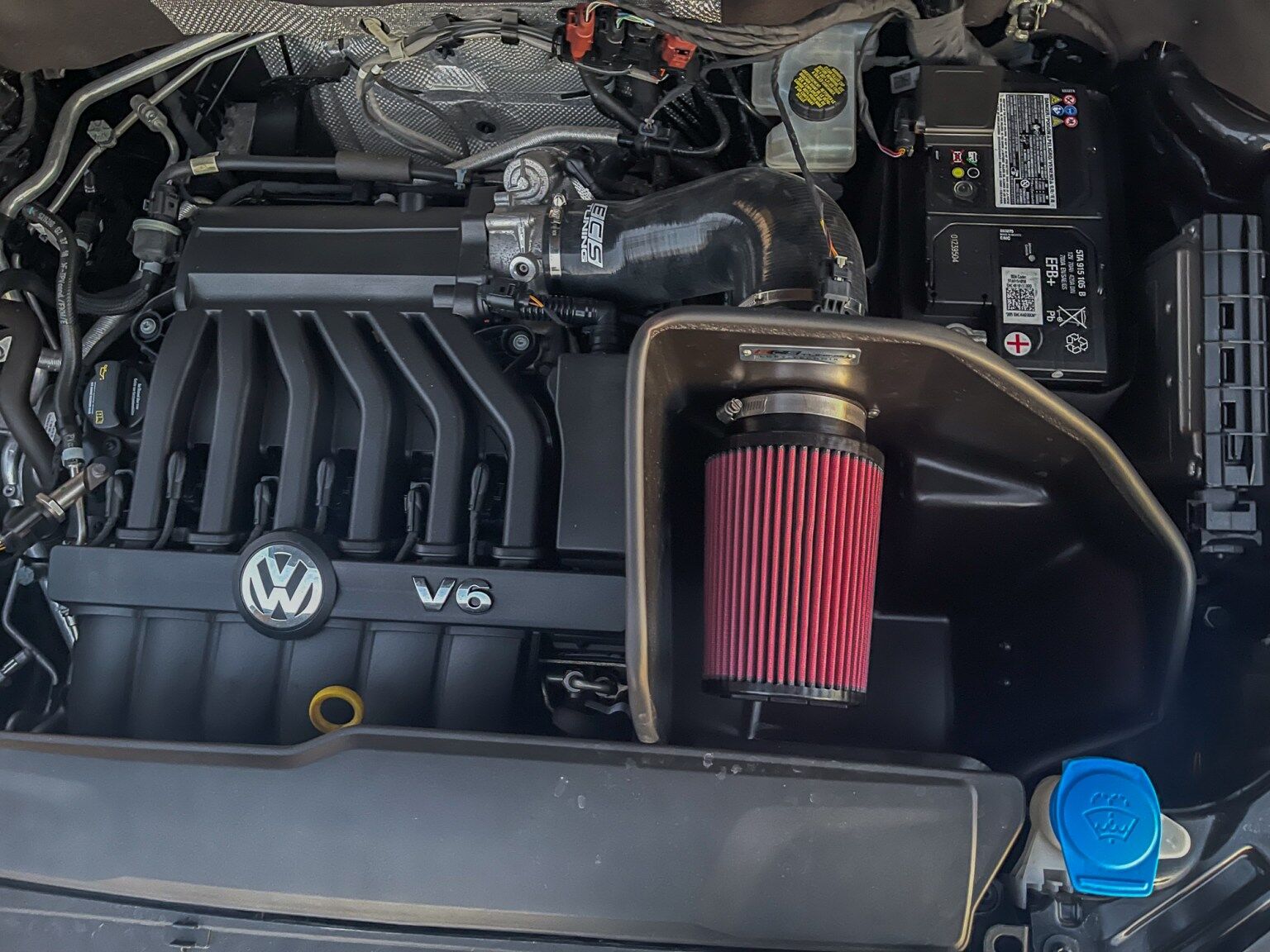 VW ATLAS 3.6L VR6 INTAKE 2018-2021 ECS Tuning Ram Air Intake Install ...