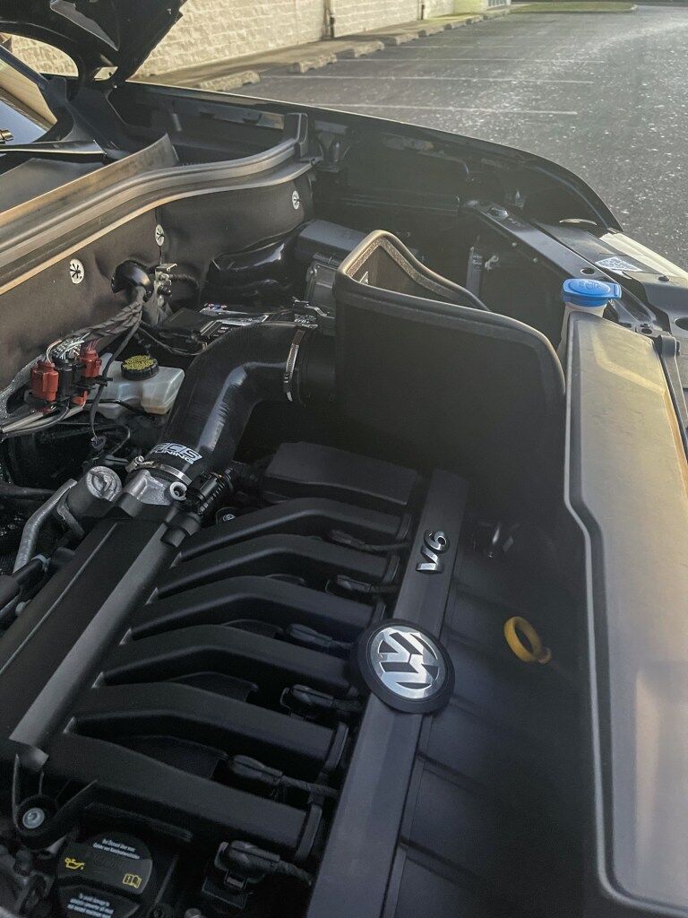 VW ATLAS 3.6L VR6 INTAKE 2018-2021 ECS Tuning Ram Air Intake Install ...